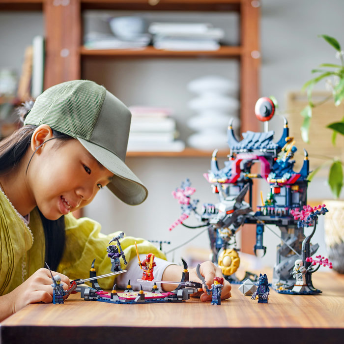 Dojoul Umbrelor cu masca de lup 71813 | LEGO Ninjago | Brick Depot